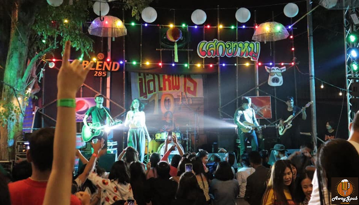 SEK KHAMOO Drink And Bar ร้านเหล้าสบายๆสไตล์ศรีสะเกษ