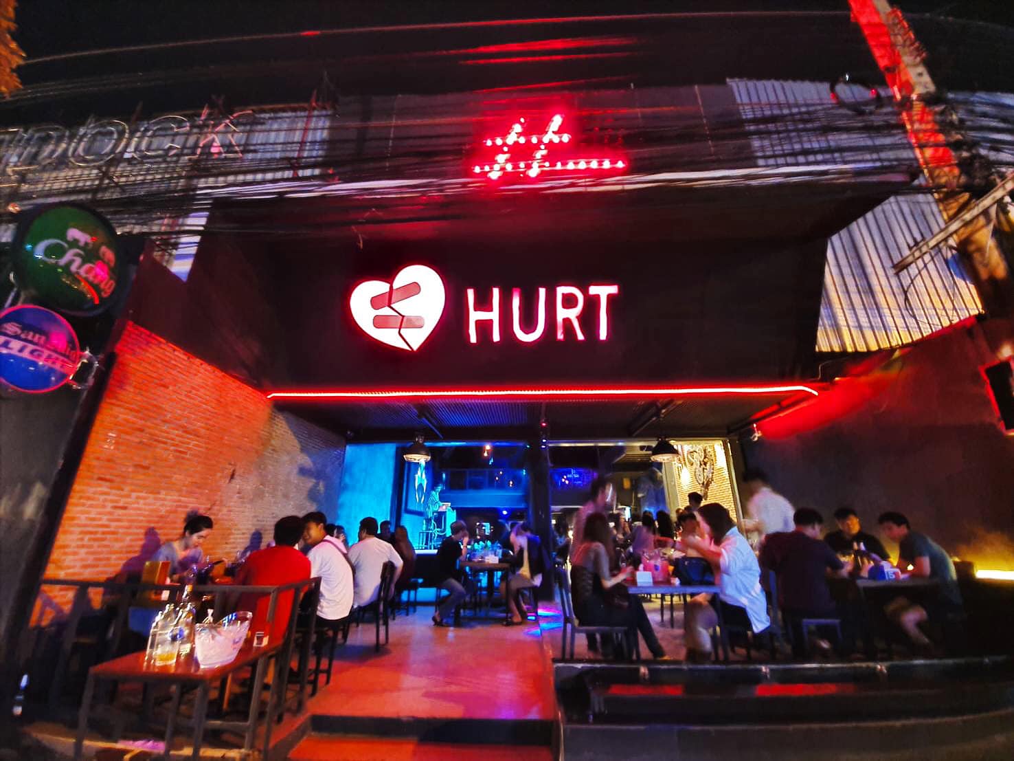 HURT Bangsaen - awaygpub.com